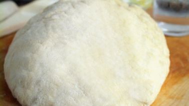 Тесто чебуречное.