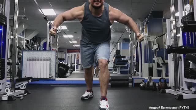 Тренировка 28. Спина Грудные (Лёгкая) 30 подходов. Углеводов сегодня 500грамм!