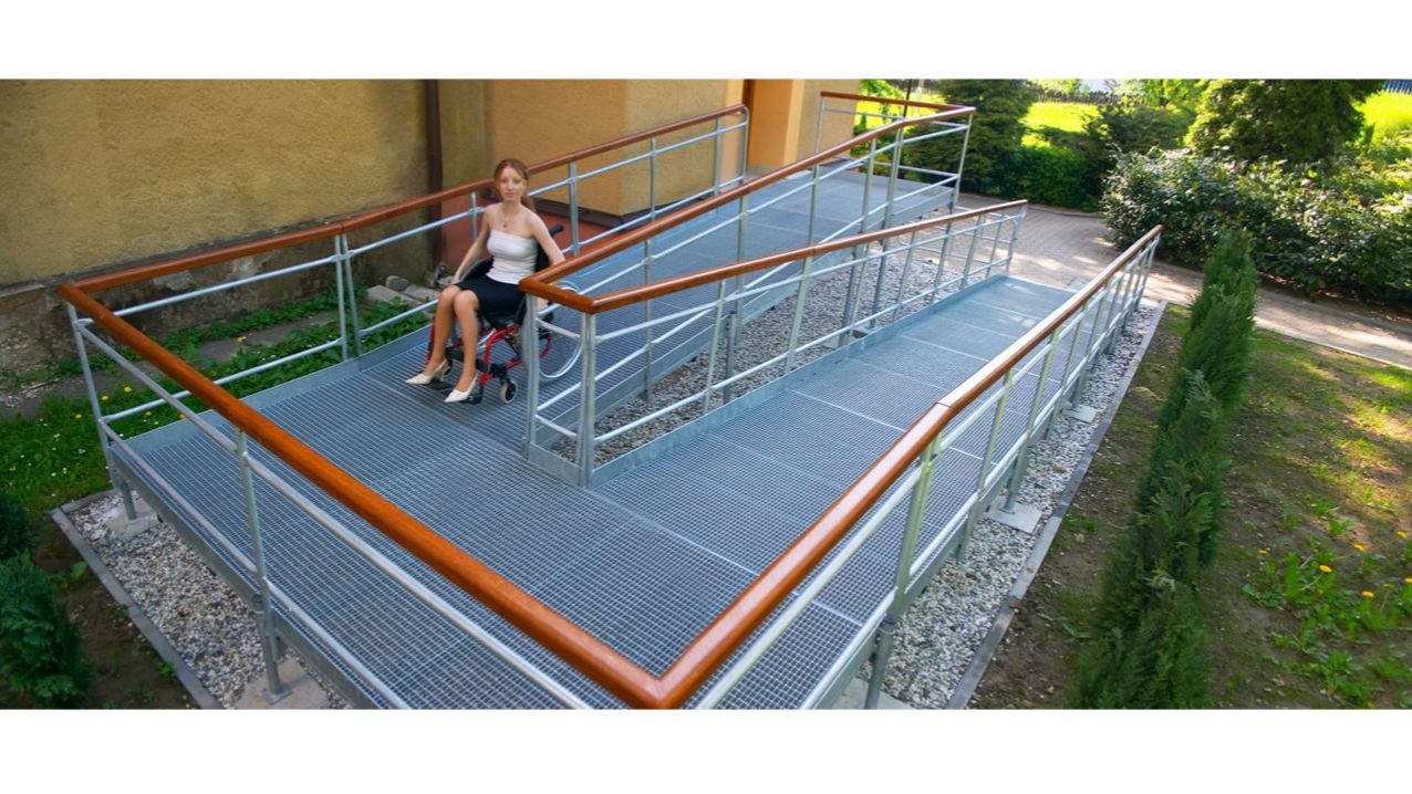 Ограждения из нержавеющей стали для МГН