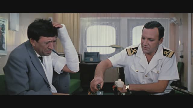 Для дома. Для семьи. Фрагменты из фильма ″Бриллиантовая рука″. 1968 г.