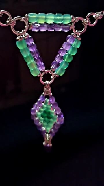 Аметист и зеленый агат