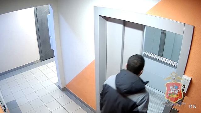 Полицейские задержали крановщика, похитившего со стройки оборудование на 5 млн рублей