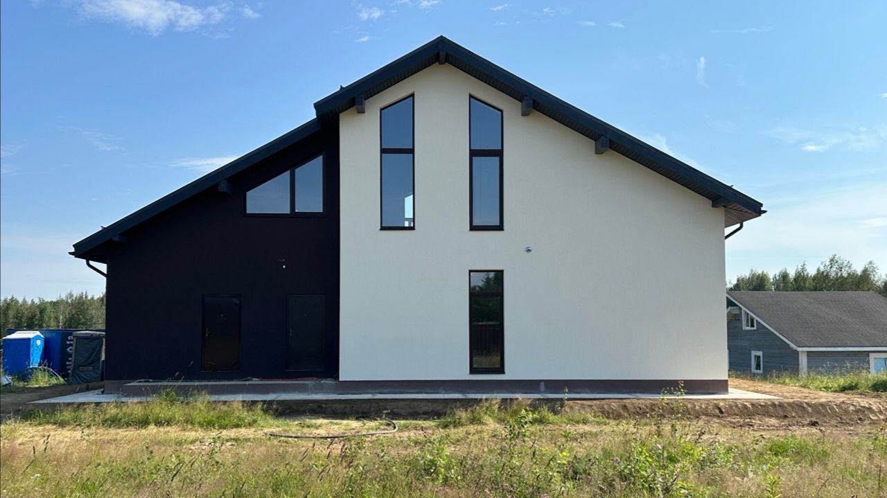 Обзор дома из газобетона в д. Мендсары, Ленинградская область