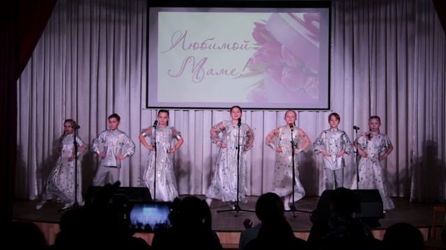 Образцовый коллектив, детский народный вокальный ансамбль «Разгуляй» – «Профессия мама»