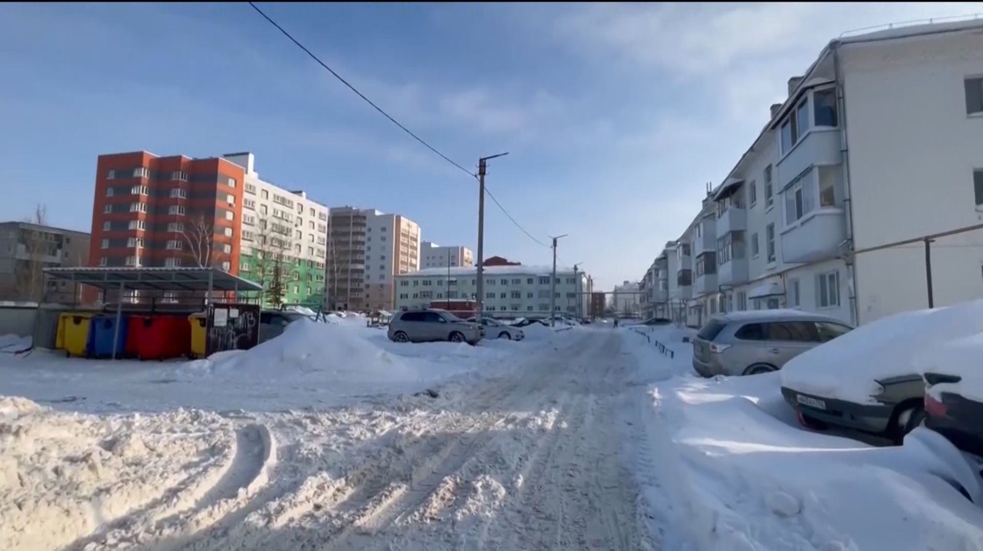 Уфимским водителям напомнили о штрафах за парковку у мусорных баков