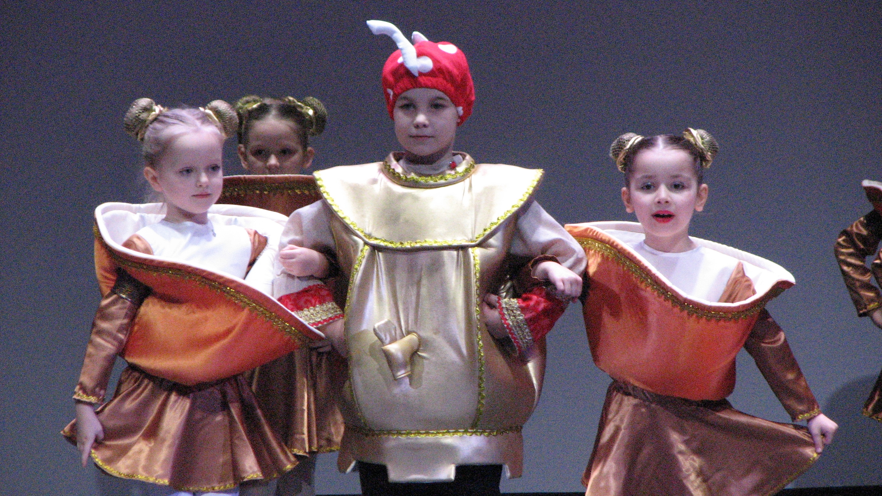 8. Жил поживал Самовар