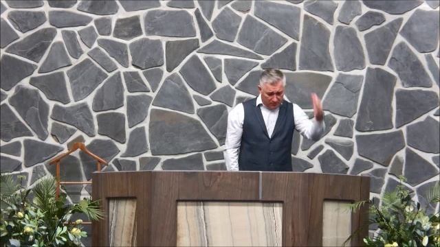 Ветхий человек распят вместе с Ним