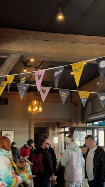 Провели потрясную аpres ski вечеринку в честь 8 марта на склонах Розы Хутор.