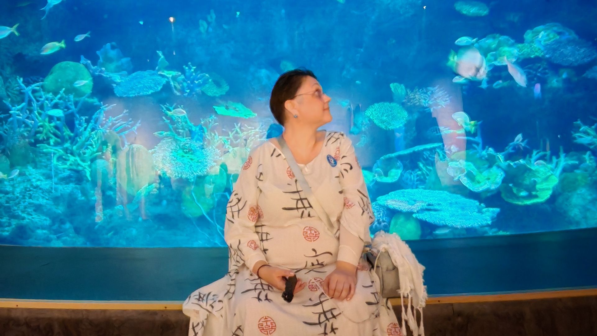 Бангкок, Тайланд. Почти заблудились в Океанариуме центра Сиам Парагон. Великолепие медуз, рыба-пила