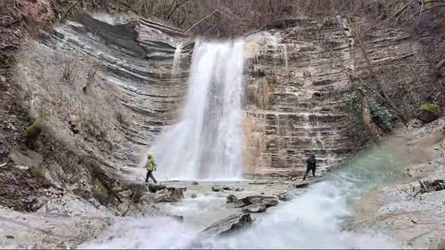 прогулки в геленджике 133 hevc