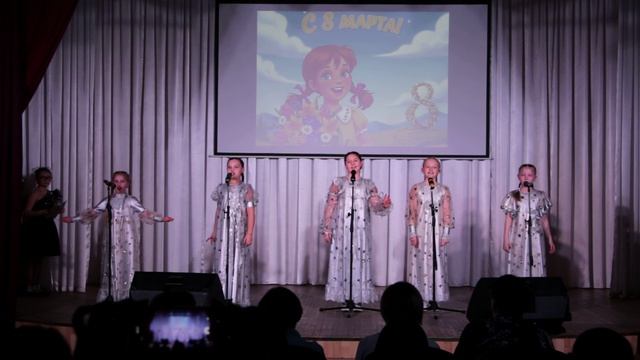 Детский народный вокальный ансамбль «Разгуляй» – «Мамина принцесса, папина дочка.»