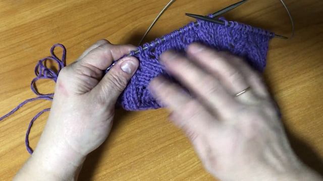 Ажурные листики. Узор крупный. Вяжем спицами