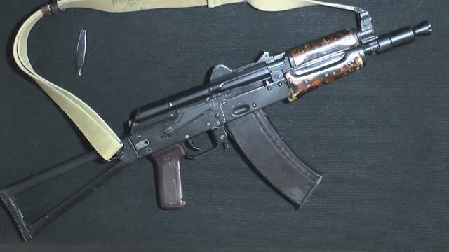 разборка  автомата АКС-74У