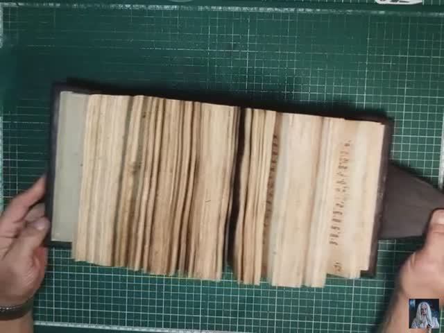 Реставрация книг дома. Восстановление книги с утраченным переплетом. Новый кожаный переплет