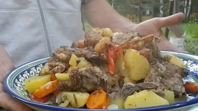 ДУМЛЯМА С МЯСОМ И ОВОЩАМИ