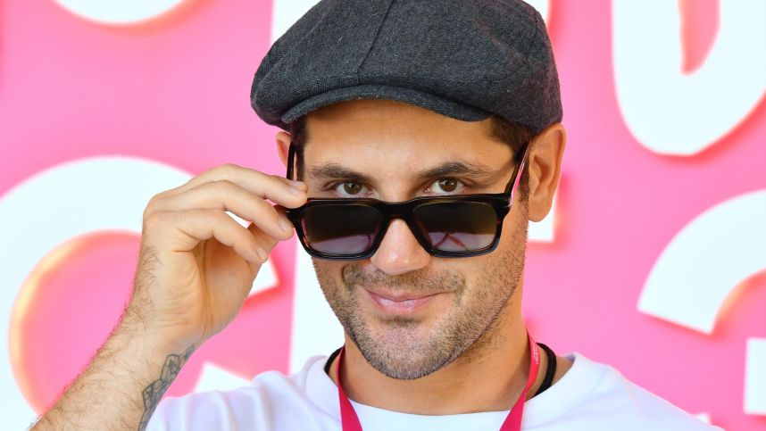 Разведен, но не одинок? Что происходит в личной жизни Марка Богатырева