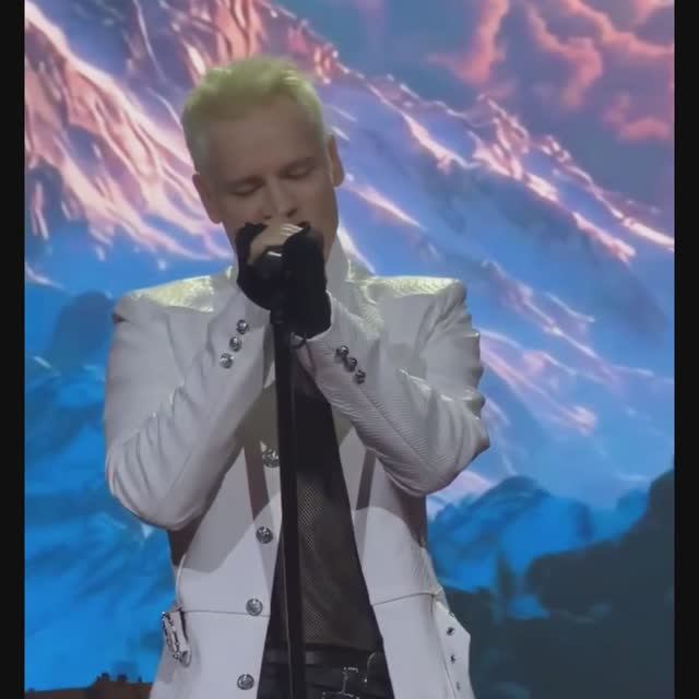 Красивые моменты праздничного шоу...