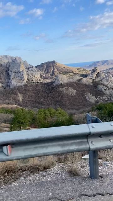 «Таврида Арт — Коктебель» «Роад-трип на авто».