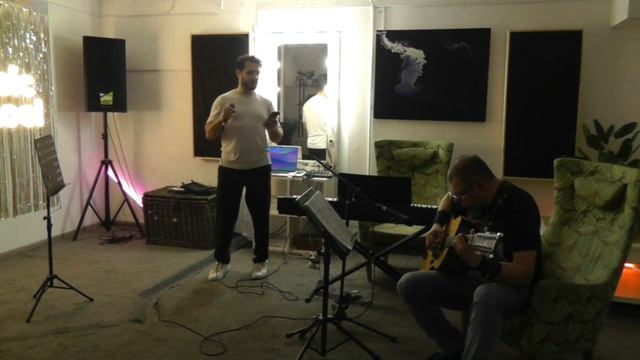 You Shook Me All Night Long (AC-DC)_12 string cover by E&B