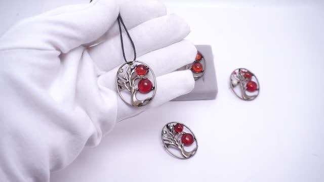 Брошь - подвеска "Дерево жизни" янтарь латунь бронза стразы 217