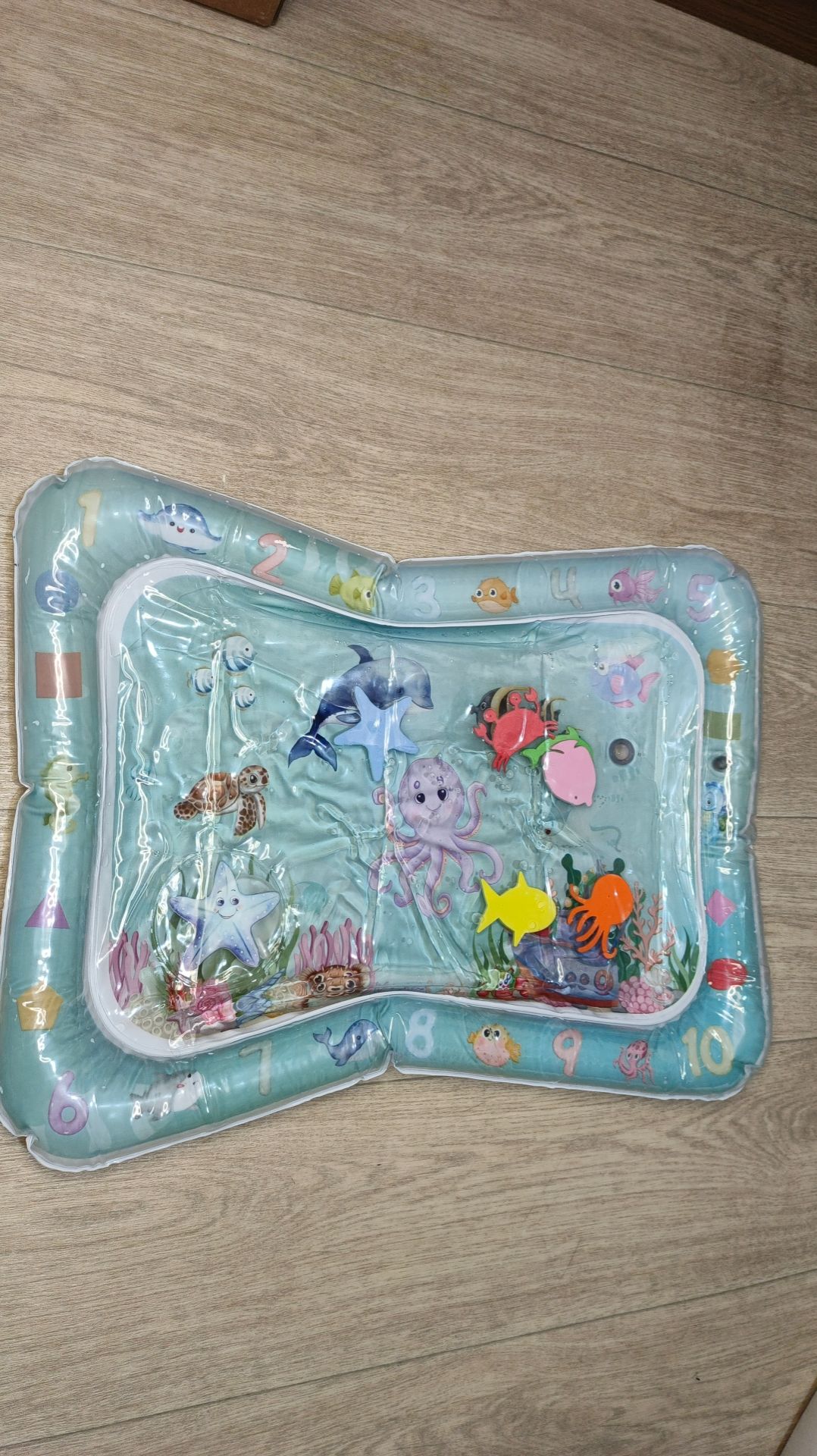 Смотрим акваковрик для деток 0+