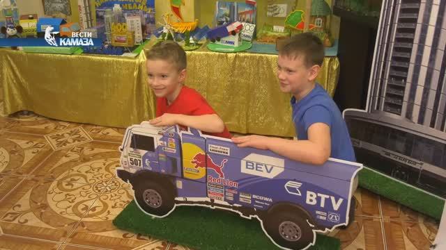 КАМАЗики от юных дизайнеров из детсада