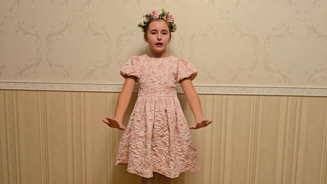 "Весна", Читает: Костикова Арина, 9лет