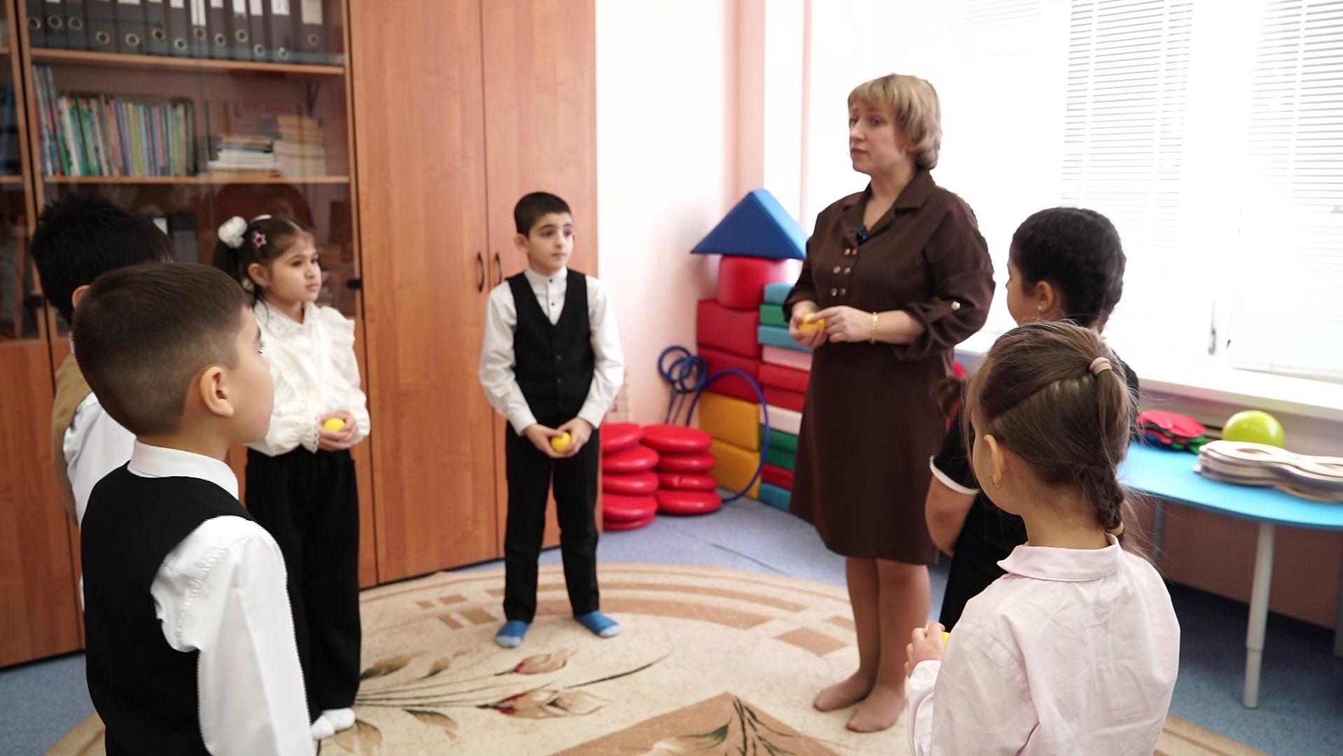 В Нефтеюганске реализуют проект по языковой и культурной адаптации детей