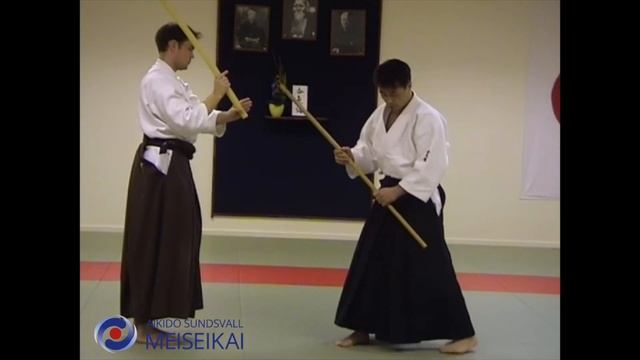 18.Aikido Jo Tai Ken Gyaku Hanmi Uchikaiten Sankyo Shishiya Sens