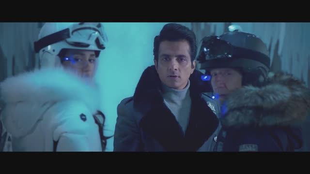 Кунг Фу Йога: "Знакомство" с Рэндаллом и его людьми