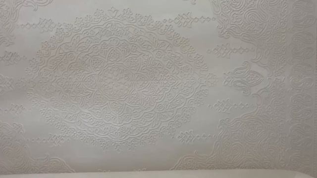 Кружево на стенах и трафарет на полу. Декоративная штукатурка и краска в проекте Лидии Черновой.