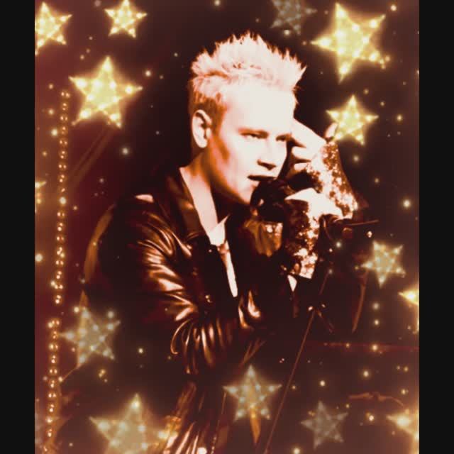 Наполняем этот вечер музыкой, светом и добротой... Хорошо, когда в душе покой...