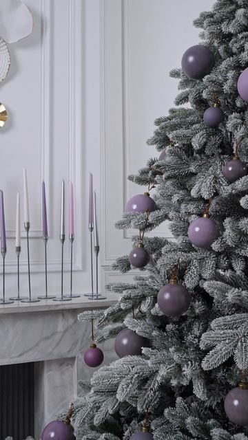 Ель БЕРМИНГЕМ В СНЕГУ шары(14сек)