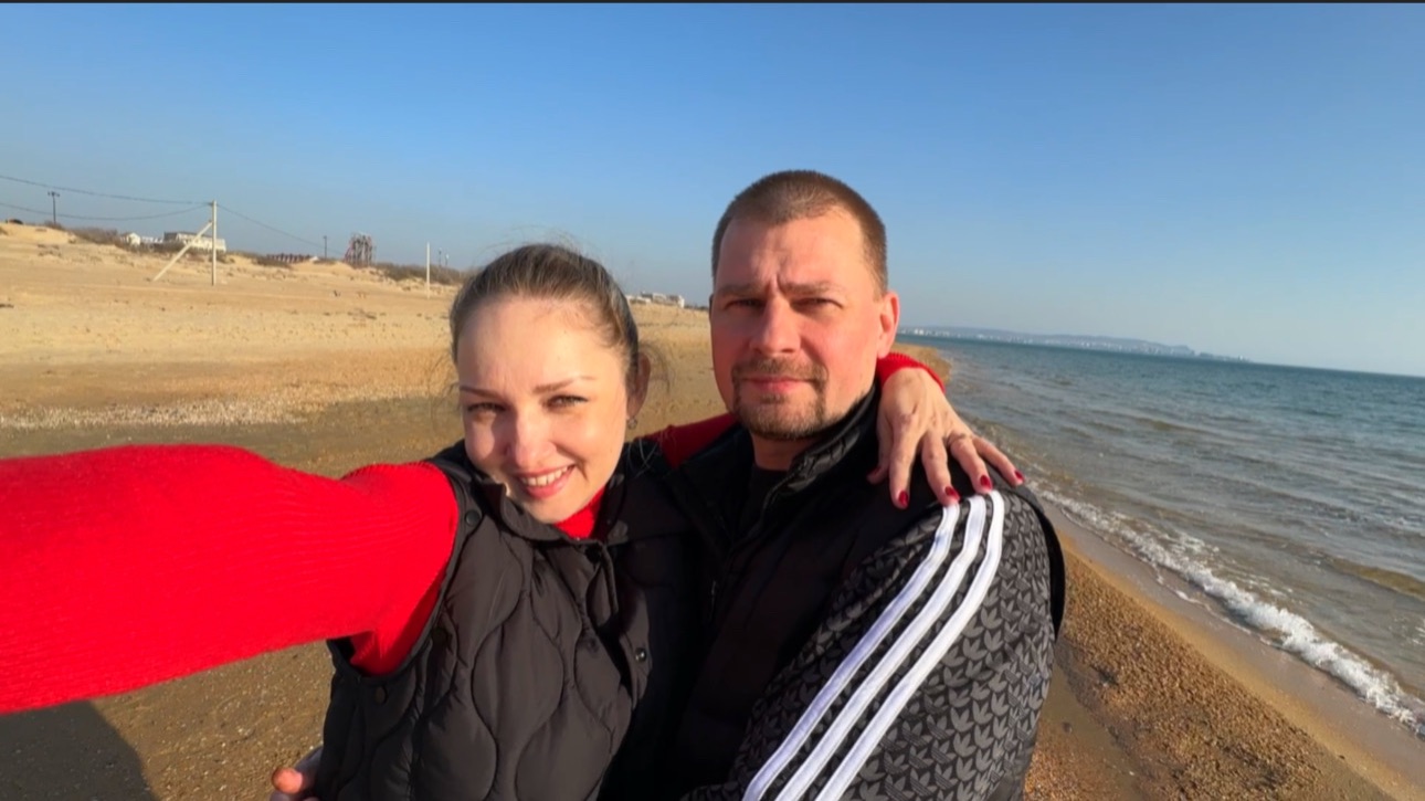 ВЛОГ Не спим 2 ночи ! Алиса выздоровела! Едем гулять на море в Витязево на Паралию