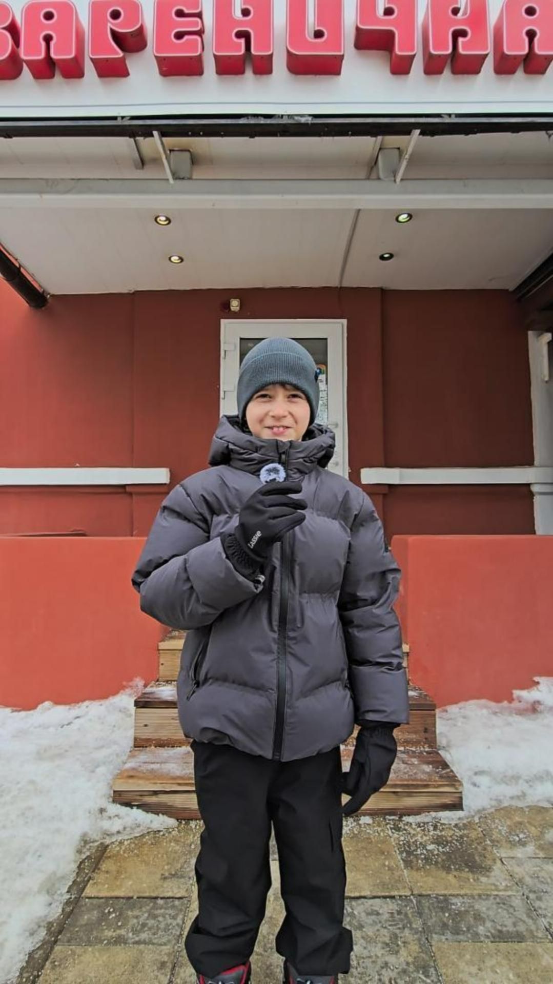 Зачем нам 9 вареничных если нужна 1? 😂 #смешное #комедия