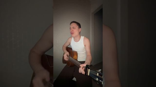 От окурков банка пухнет