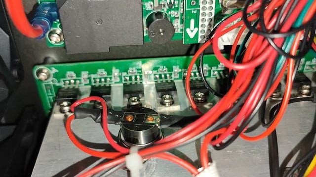 А что внутри ИБП ExeGate FineSine SX-7000 (EX296005RUS) ?