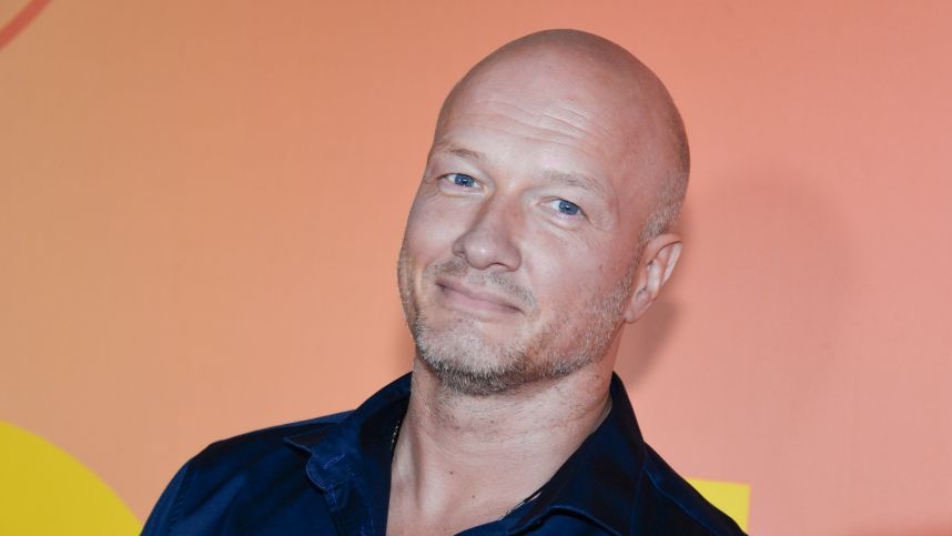 Трудности отцовства: Никита Панфилов столкнулся с проблемами в воспитании ребенка