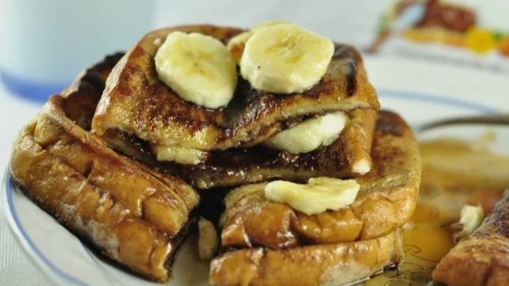 Тосты с бананами и соевым молоком.