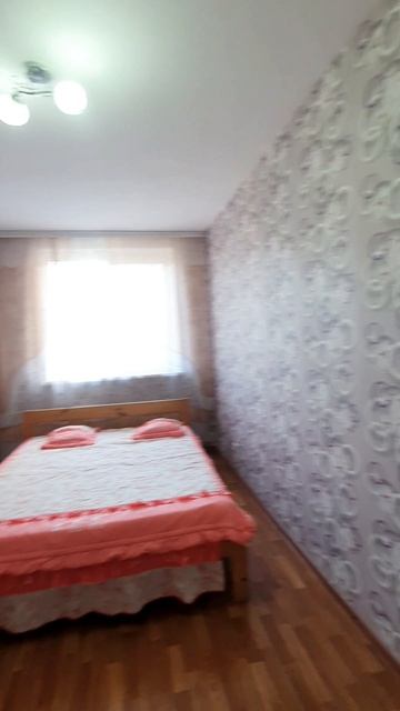 8 988 33 777 26 Любовь
полноценная 3 ком.квартира район Южного Рынка