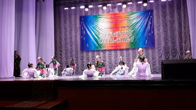 Китайский танец.