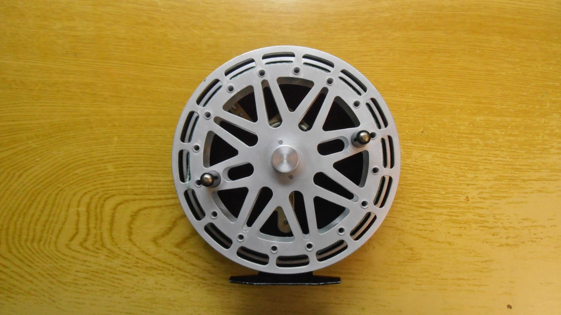 О целесообразности применения инерционных катушек большого диаметра.