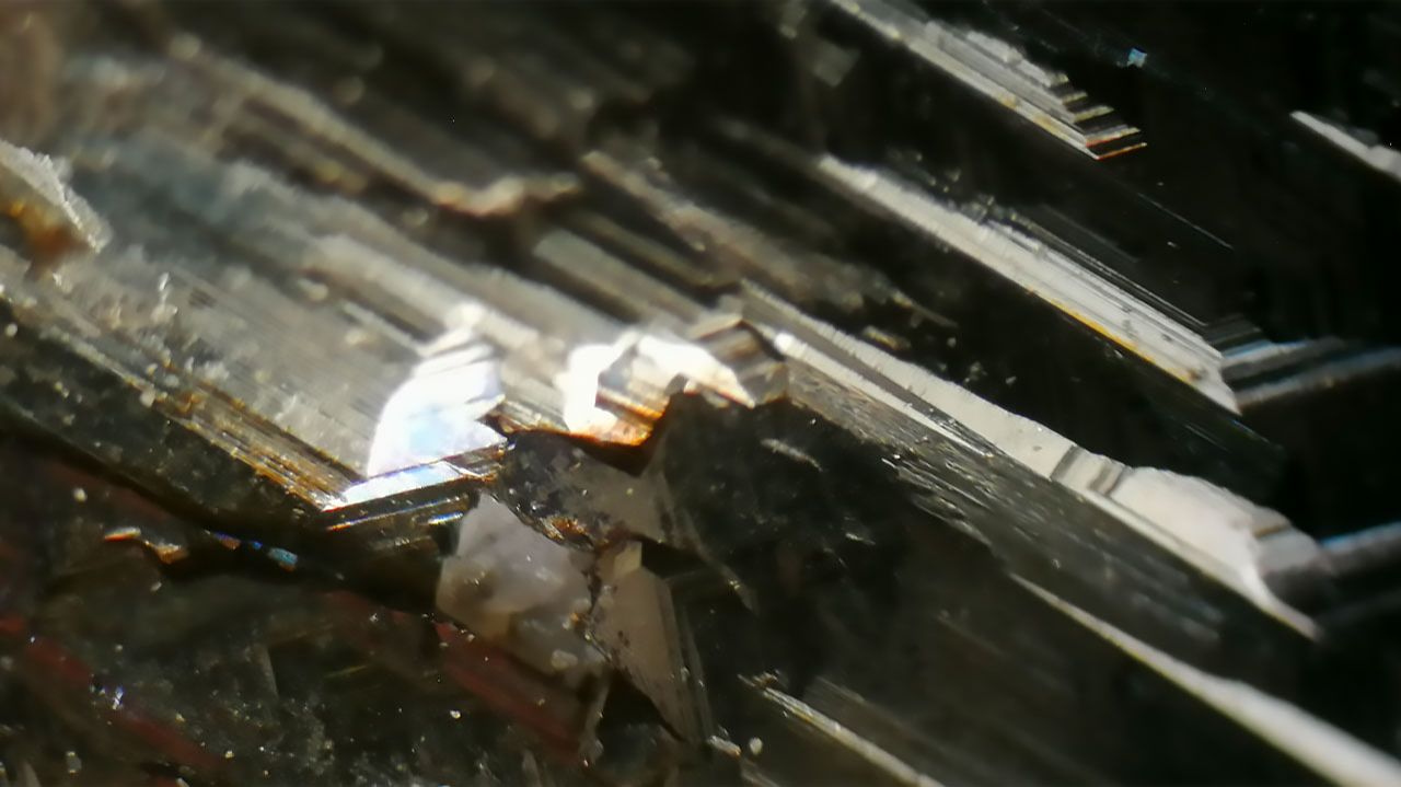 Минералы земли. Пирит под микроскопом. Часть 2.