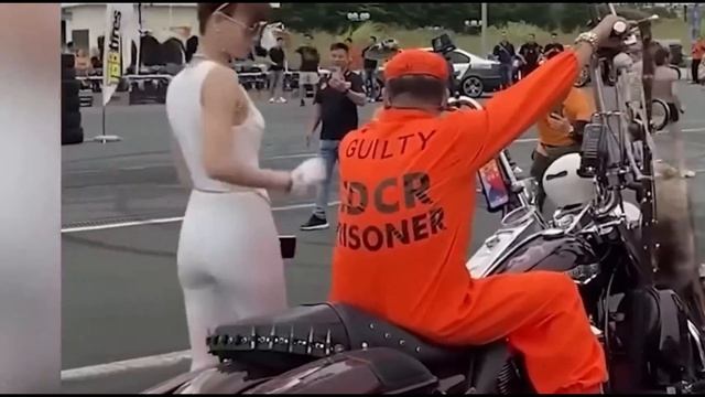 Неловкие Угарные моменты с участием  девушек!!!Часть2.