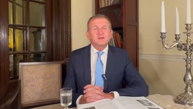 Потомок Николая Карамзина из Уругвая Фёдор Богородский поздравил Ульяновск с 260-летием писателя.