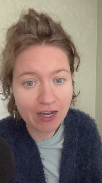 All asses wag their ears. Не в бороде честь, борода и у козла есть.