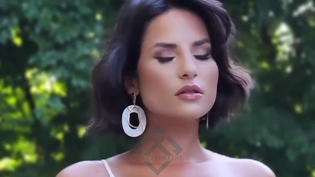 Claudia Martinez · @claudiao1o