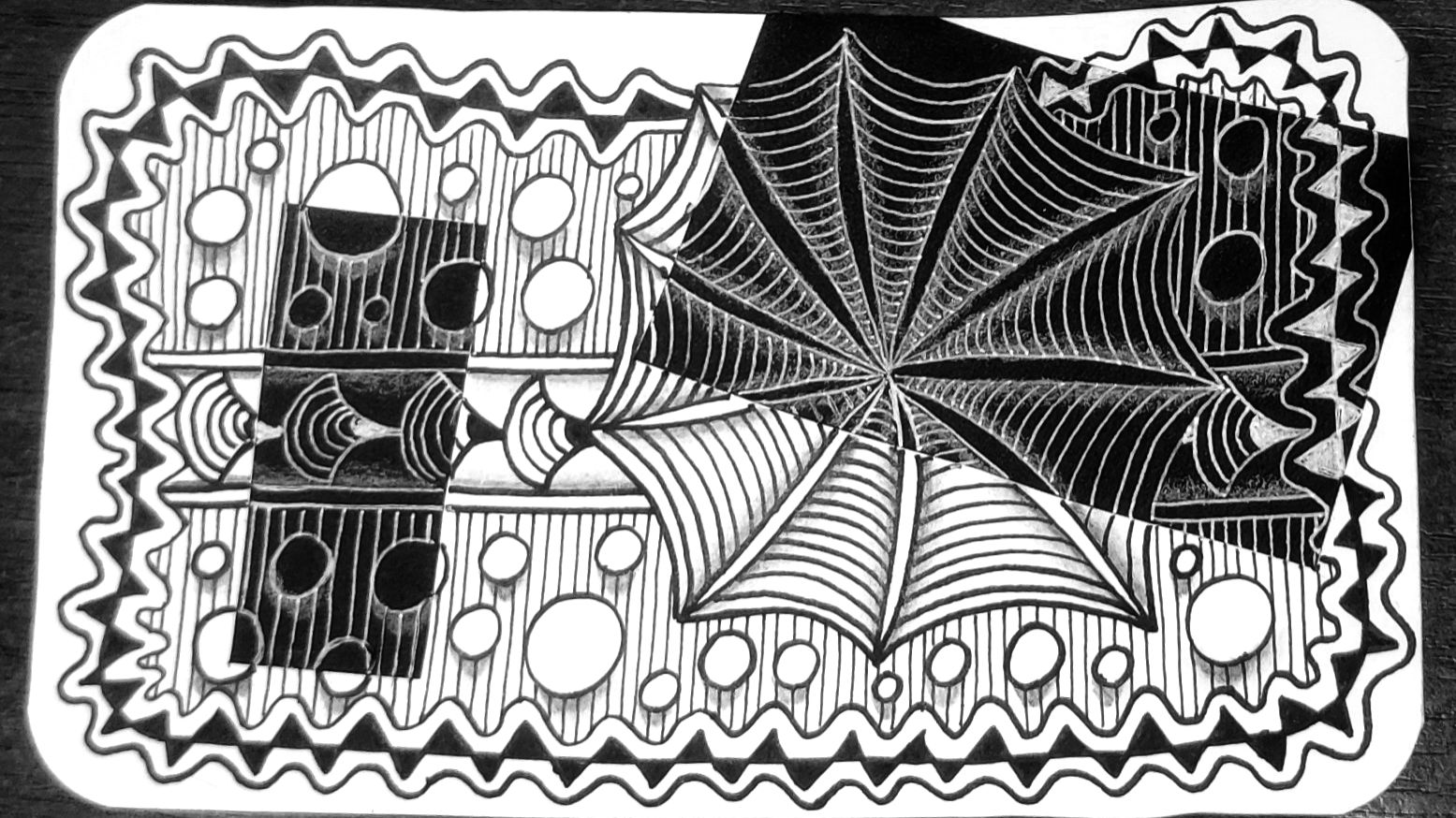 Паутина в шарах