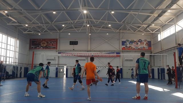 Хелианта - Знамя Октября 2:1