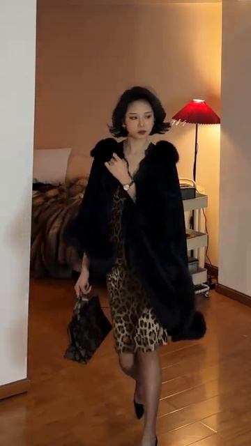 Современная модная одежда для поездок на работу